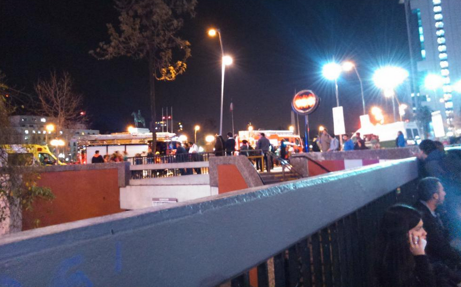 Metro de Santiago restablece servicio de Línea 1 | 24horas