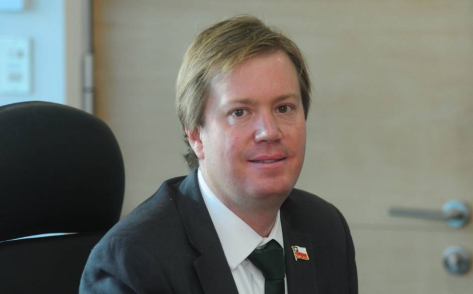 Rodrigo Benítez renuncia a la Subsecretaría del Medio Ambiente | 24horas