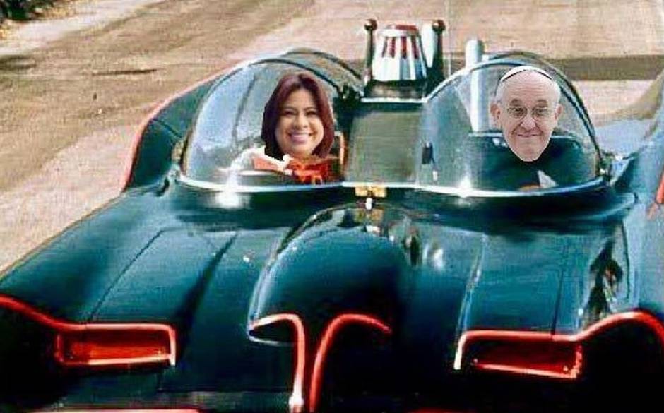 Periodista que confunde "papamóvil" con "batimóvil" provoca ola de ...